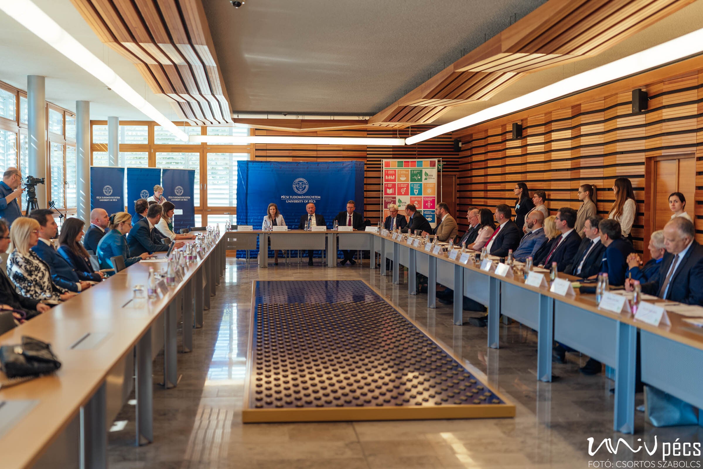 A BGE részvételével megalakult a Magyar Egyetemek Fenntarthatósági ...